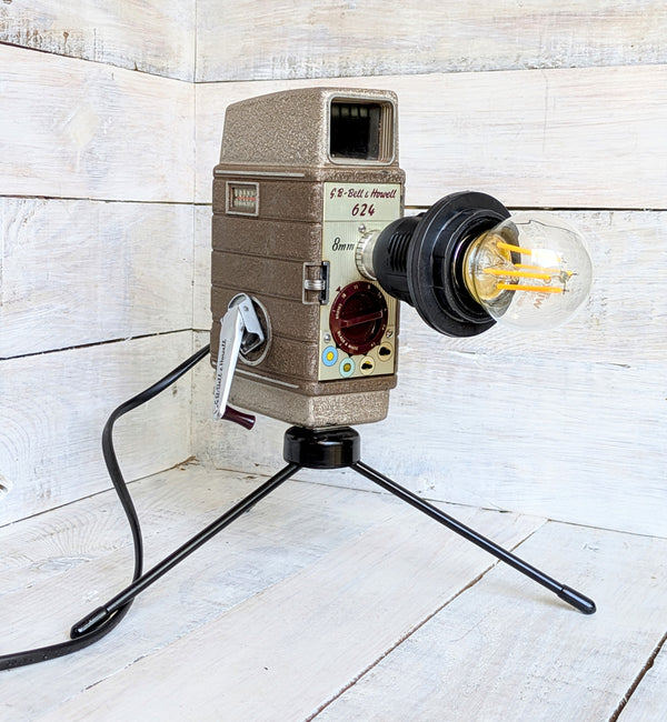 Repurposed 1950s Vintage Super 8mm Cine Camera Desk Lamp – Vintage ...